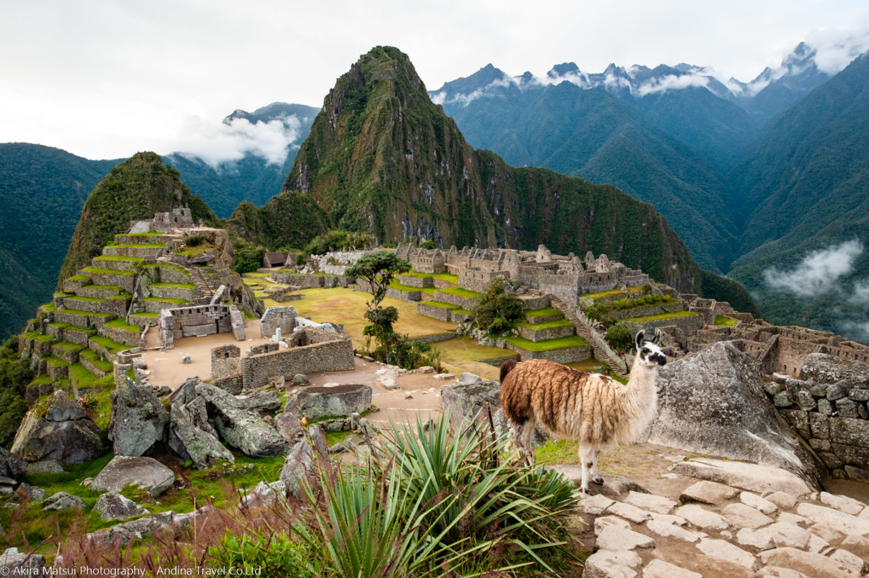 マチュピチュ遺跡を巡る④：絶景の展望台“石切り場” | 風景写真家・松井章のブログ